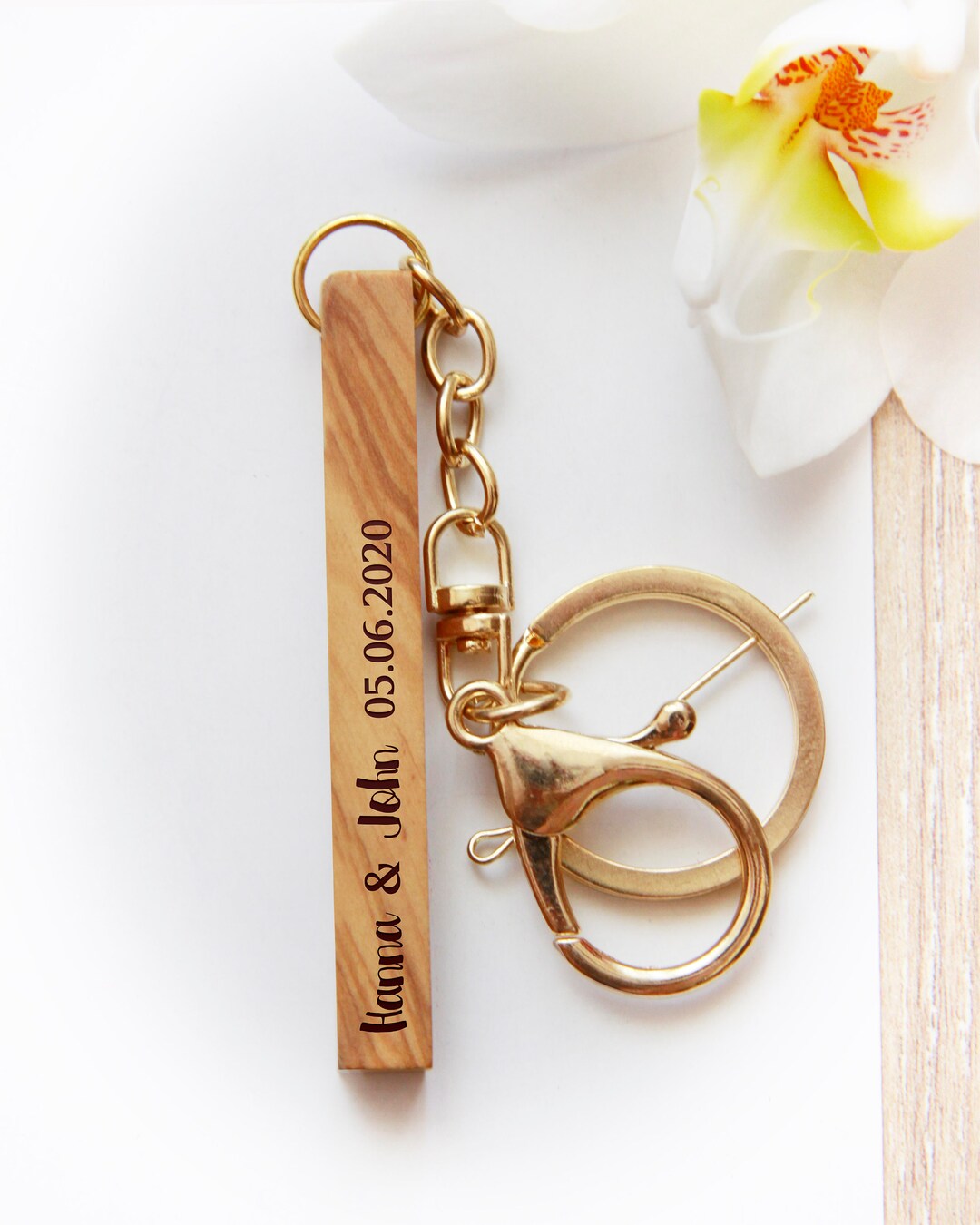 Engraved Olive Wood Keychain: Personalized Wedding Favor Keyring - Etsy