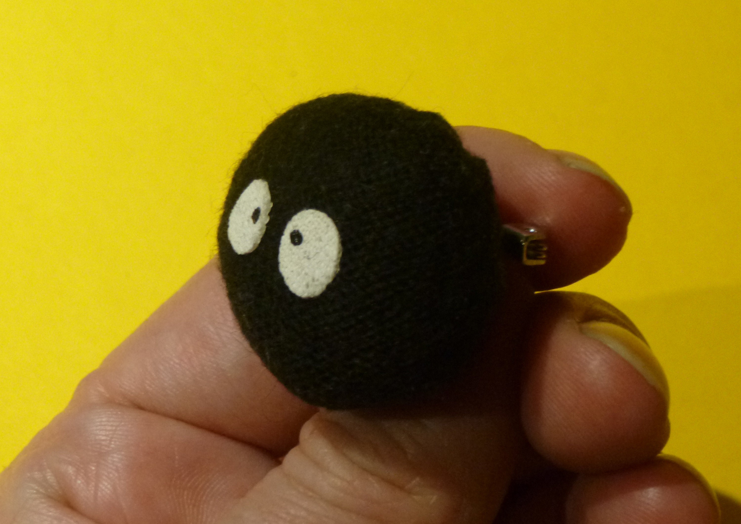 Susu Pin Button Pin-on Susuwatari Soot Sprite Broche - Etsy