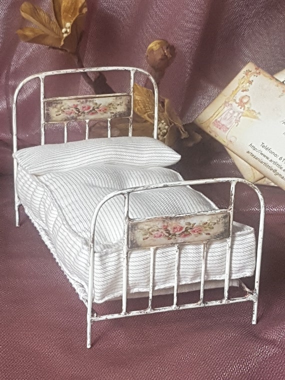 Single Miniature Bed / Wrought Iron / Vintage / Dollhouse / | Etsy