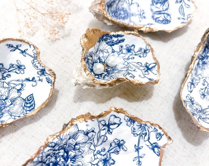 Blue & White Oyster Shell Ring Dish, Handmade Trinket Dish, Jewelry ...