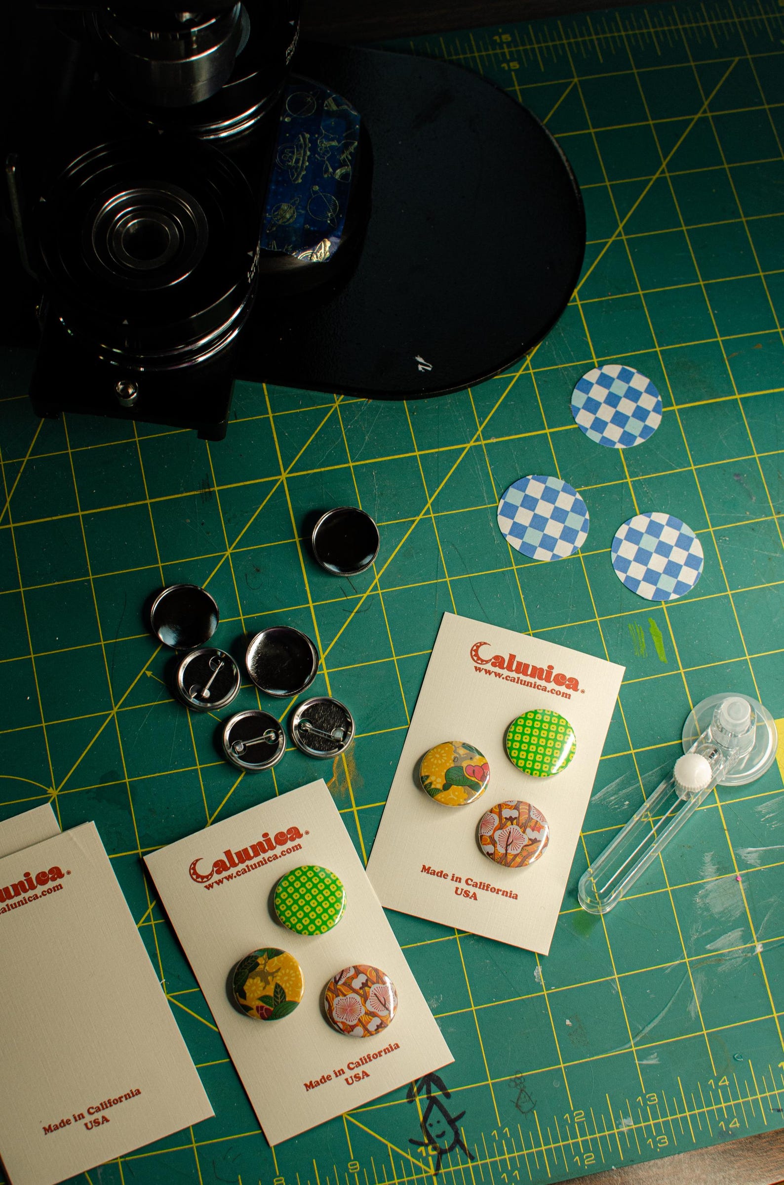 Vintage Style Button Pins Origami Print - 3 Pack - 1 Inch - 25mm ...