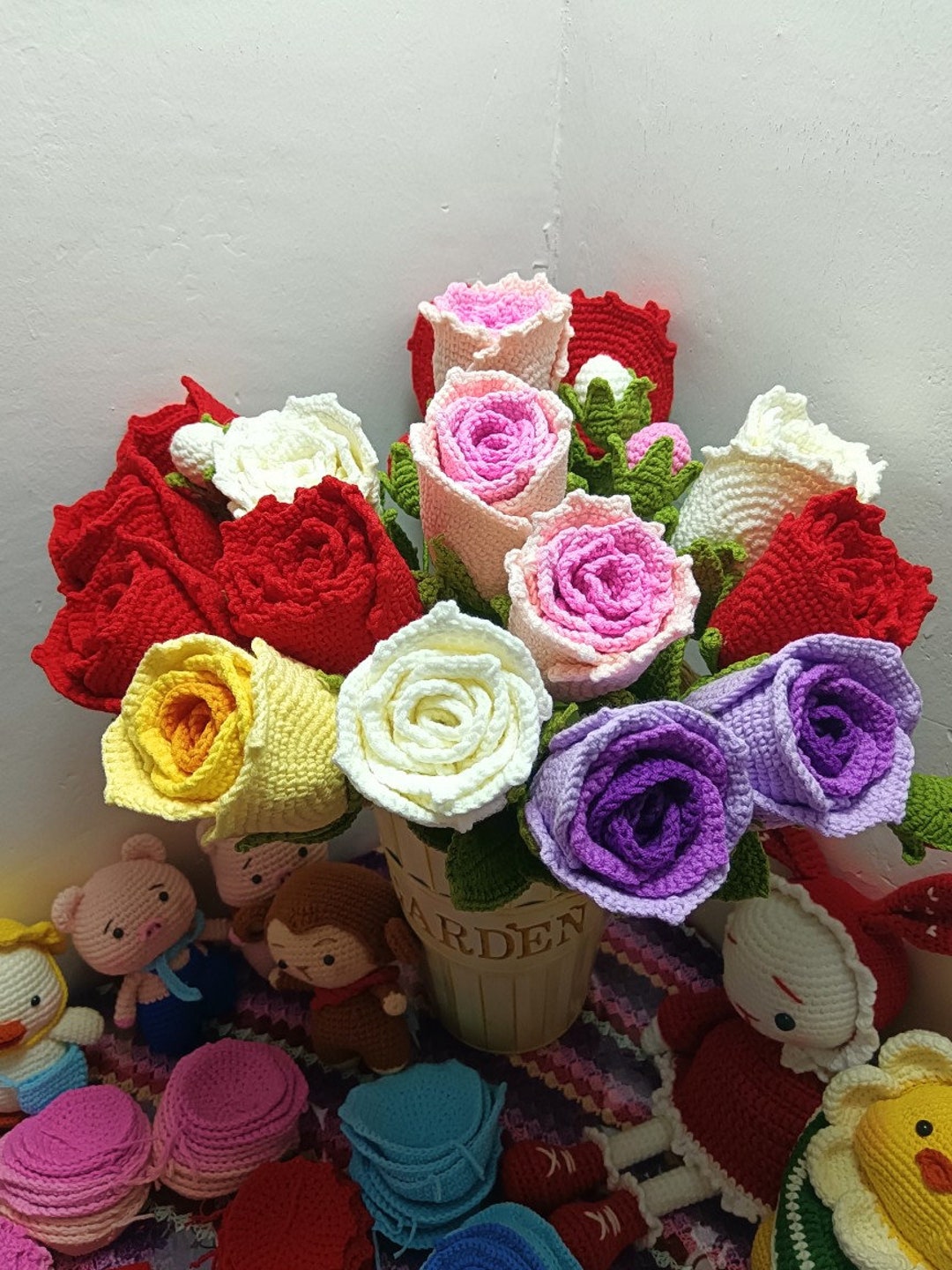 Crochet Finished Hand-woven Wool Roses Home Decoration Wedding Supplies ...