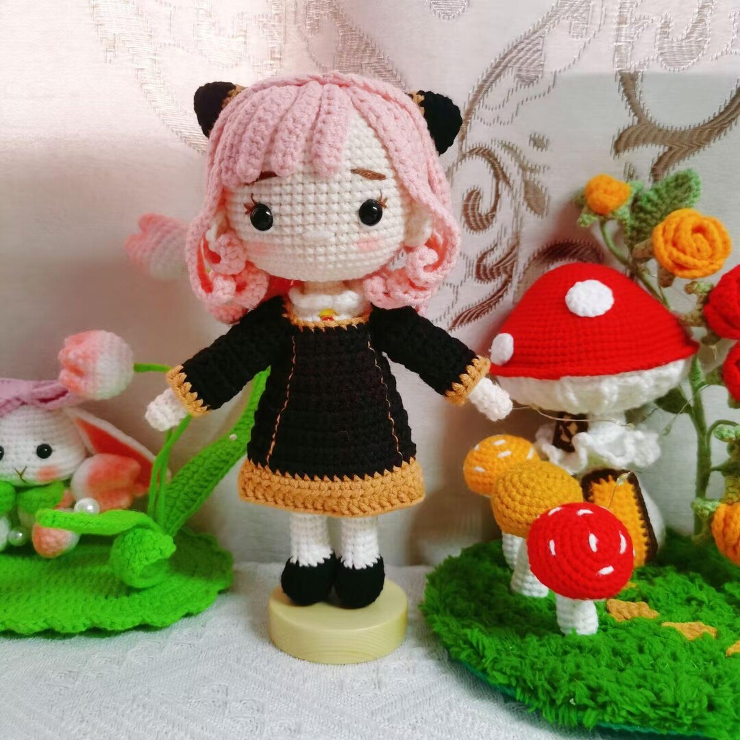 Handmade Crochet Anya Doll 18cm Tall Cute Spy-themed Amigurumi Keychain ...