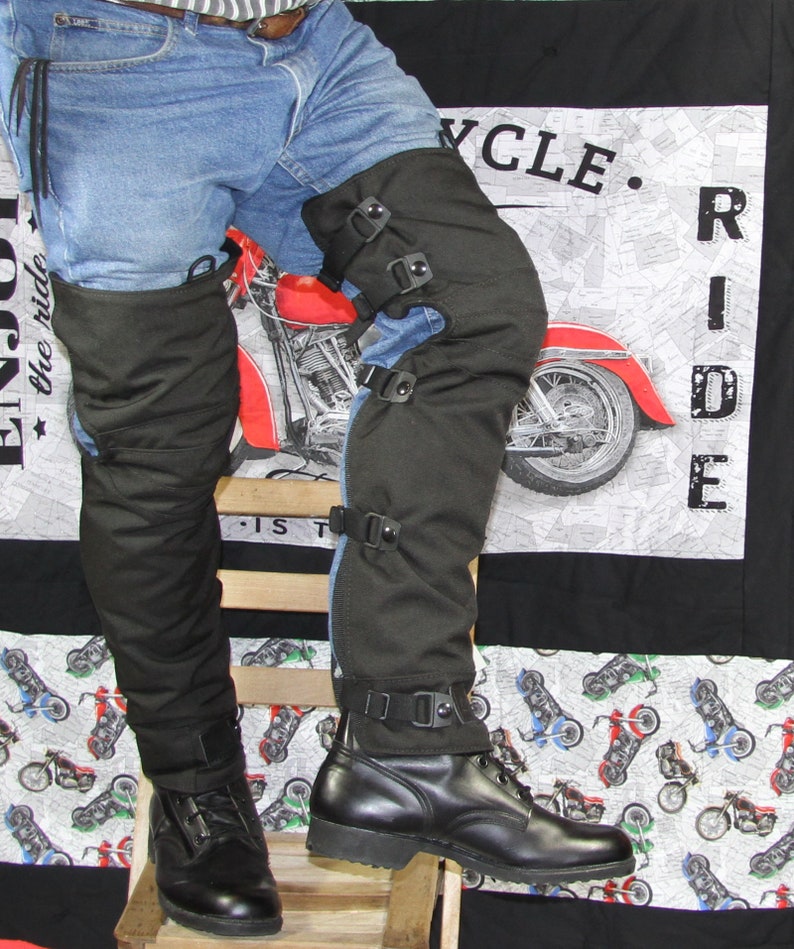 Leg Protection Very Easy, Very Comfortable. Quarterchaps One Size Fits ...