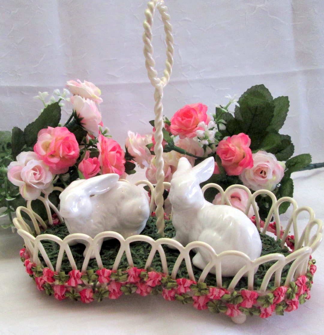 Bunny Rabbits in the Garden Display Centerpiece - Etsy