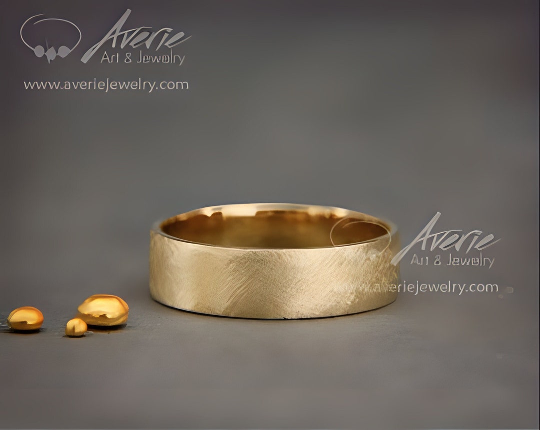 14k Gold Men's Wedding Band in Rustic Style | Solid 14k Gold Handmade ...