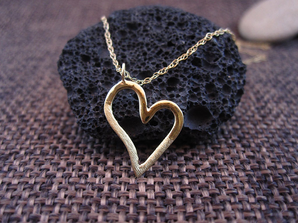 Solid 14K Gold Necklace | Handmade Matte/polished Solid 14K Gold Heart ...