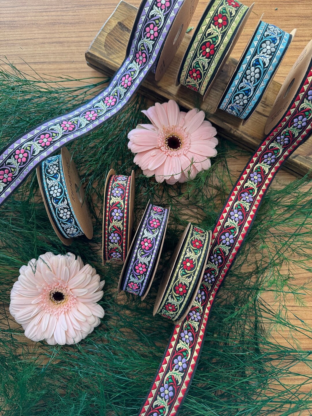 Floral Jacquard Ribbon Trim: Bavarian Costume, Sewing Crafts (0.86 Inch ...