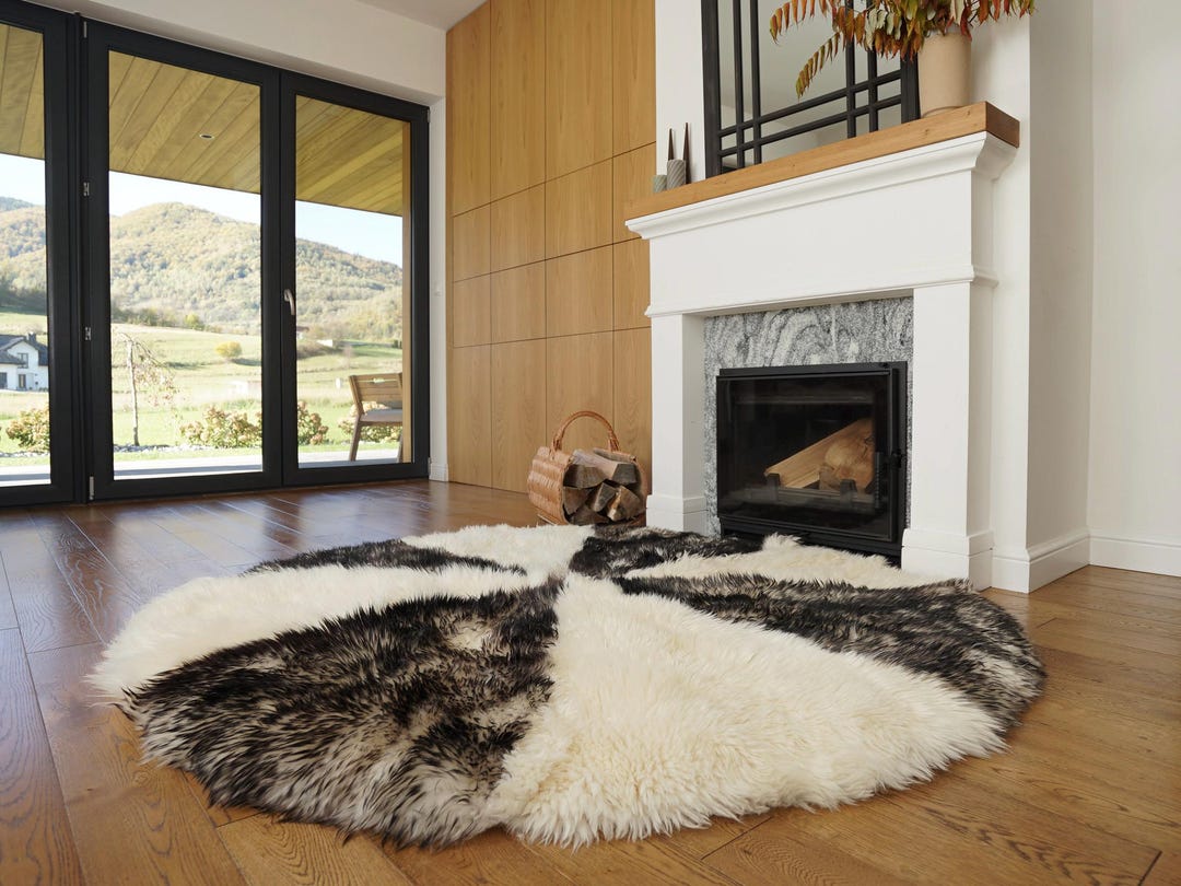 GIANT SHEEPSKIN Round White and Black Throw Genuine Leather Sheep Skin ...