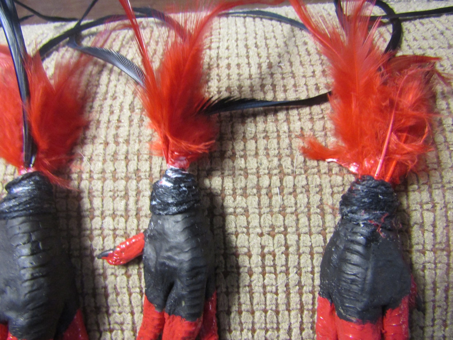 Reversing Red and Black Chicken Foot, Pata De Gallina - Etsy
