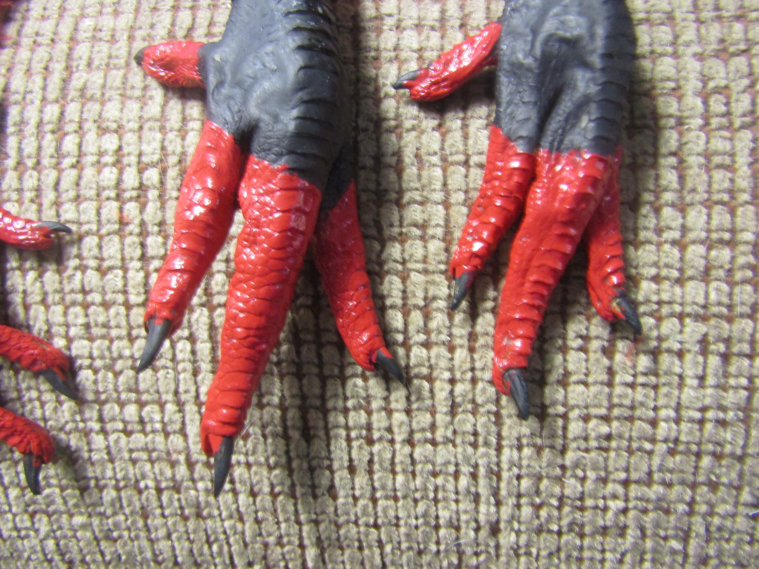 Reversing Red and Black Chicken Foot, Pata De Gallina - Etsy
