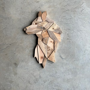Reclaimed Wood Wolf Head Trophy: Rustic Wall Art Decor - Etsy