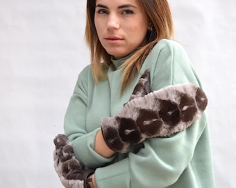 Real Rabbit Fur Mittens in Chinch-style for Adults With Adjustable ...