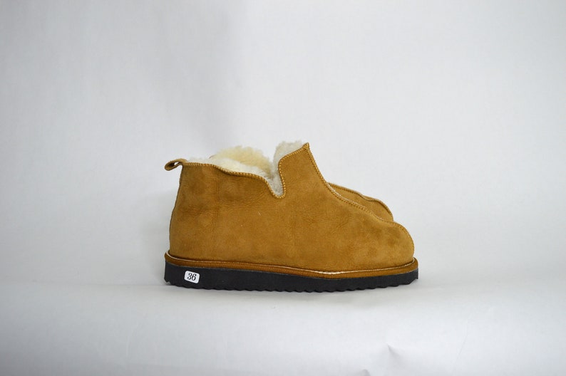Sheepskin fur shoes mens shearling slippers with shearling | Etsy
