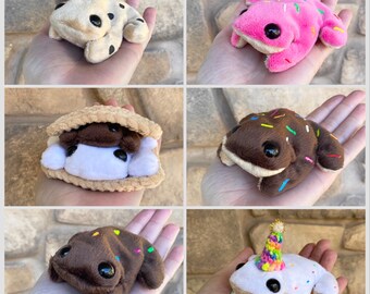 Mlem Frog Plush// Pocket Frog Plushie// Bean Bag Frog - Etsy