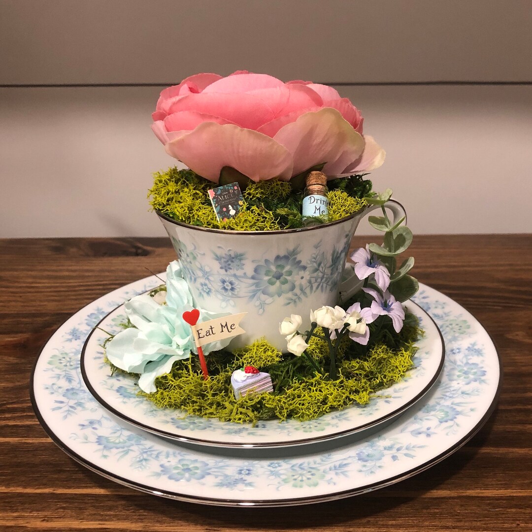 Alice in Wonderland, Mad Hatter, Tea Party Centerpiece, Teacup, Bridal ...