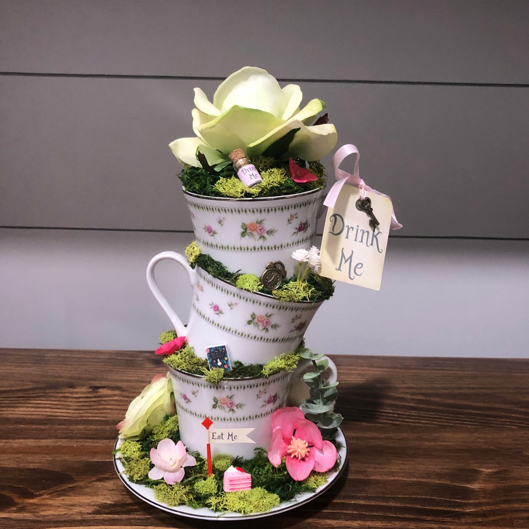 Alice in Wonderland Mad Hatter Tea Party Centerpiece - Etsy