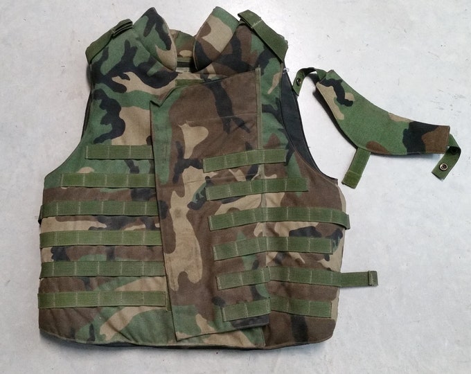 Vintage US Military Surplus OTV Body Armor Vest, Woodland Camo, Size ...