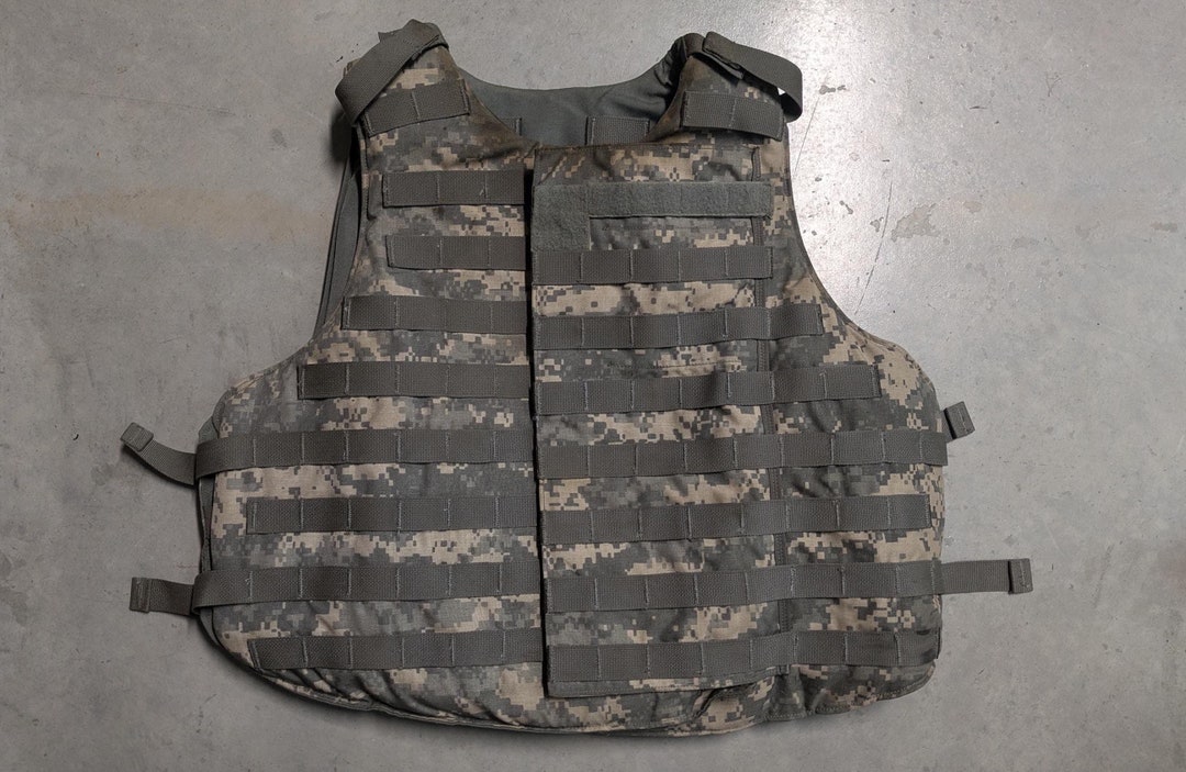 Military Surplus OTV Body Armor Tactical Vest Size Medium UCP Digital ...