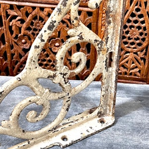 Antique Cast Iron Corner Bracket Vintage Home Decor Cornice 15 3/4 X 11 ...