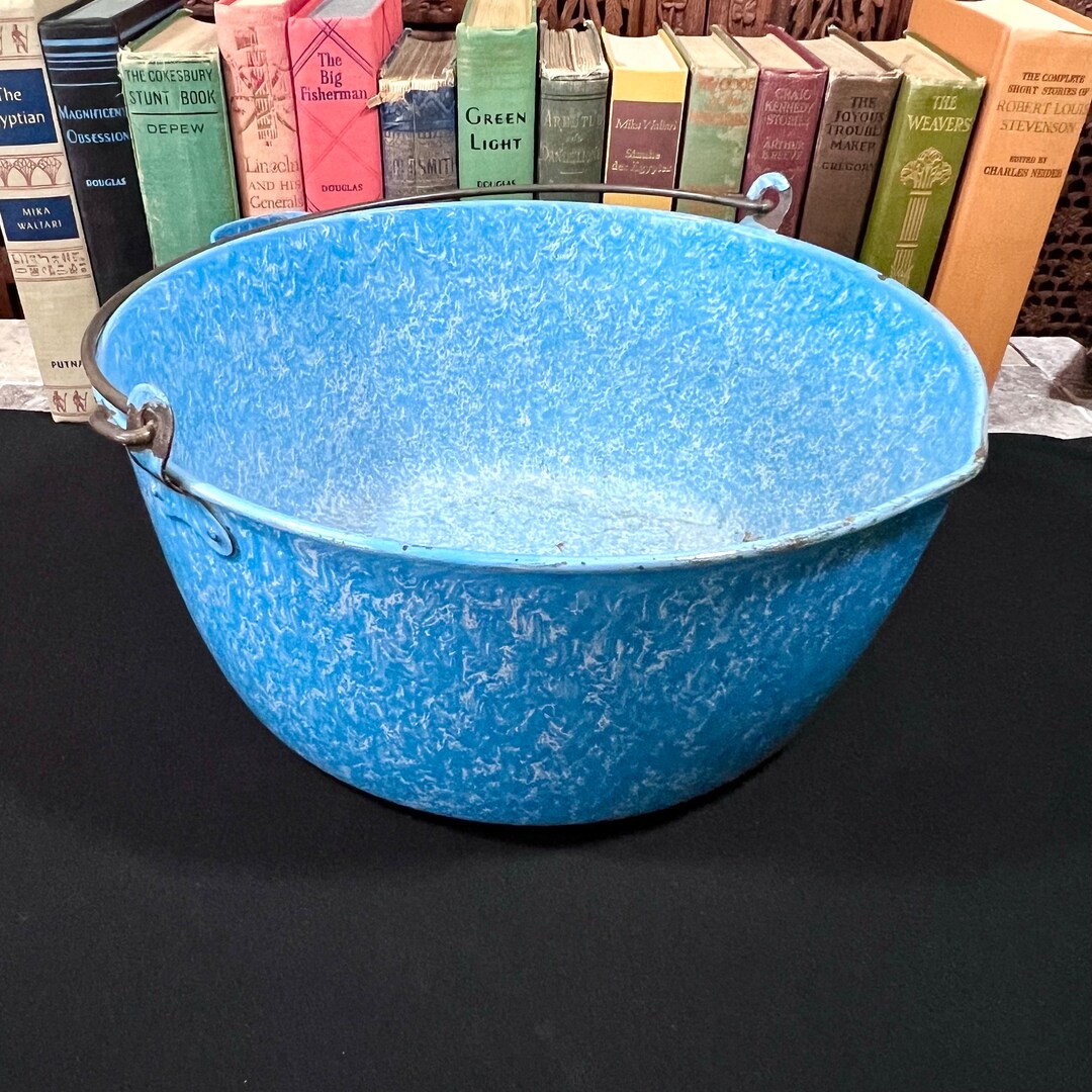 Spatterware Blue Enamel Bowl W/ Swing Metal Handle & Self Handle on ...
