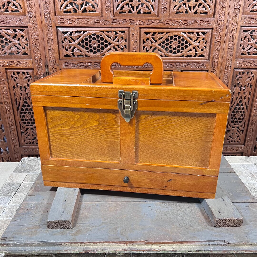 A Very Neat Wood Box W/ Drawer, Removable Tray & Handle - Vintage ...