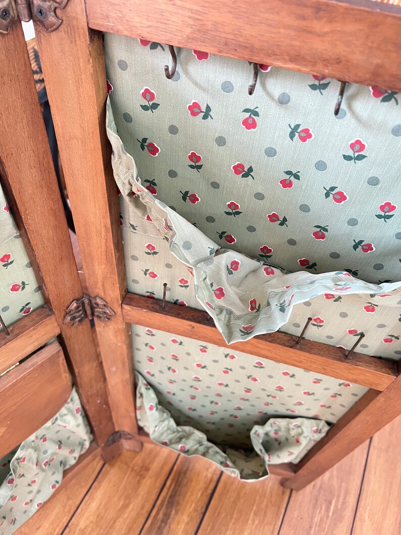 Mid Century Folding Sewing Screen Work Station Vintage - Etsy