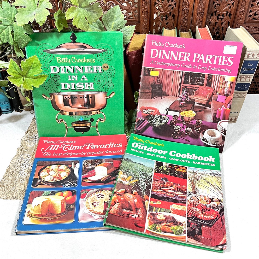 Cook up a Storm 4 Spiral Betty Crocker Mid Century Cookbooks Dinner in ...