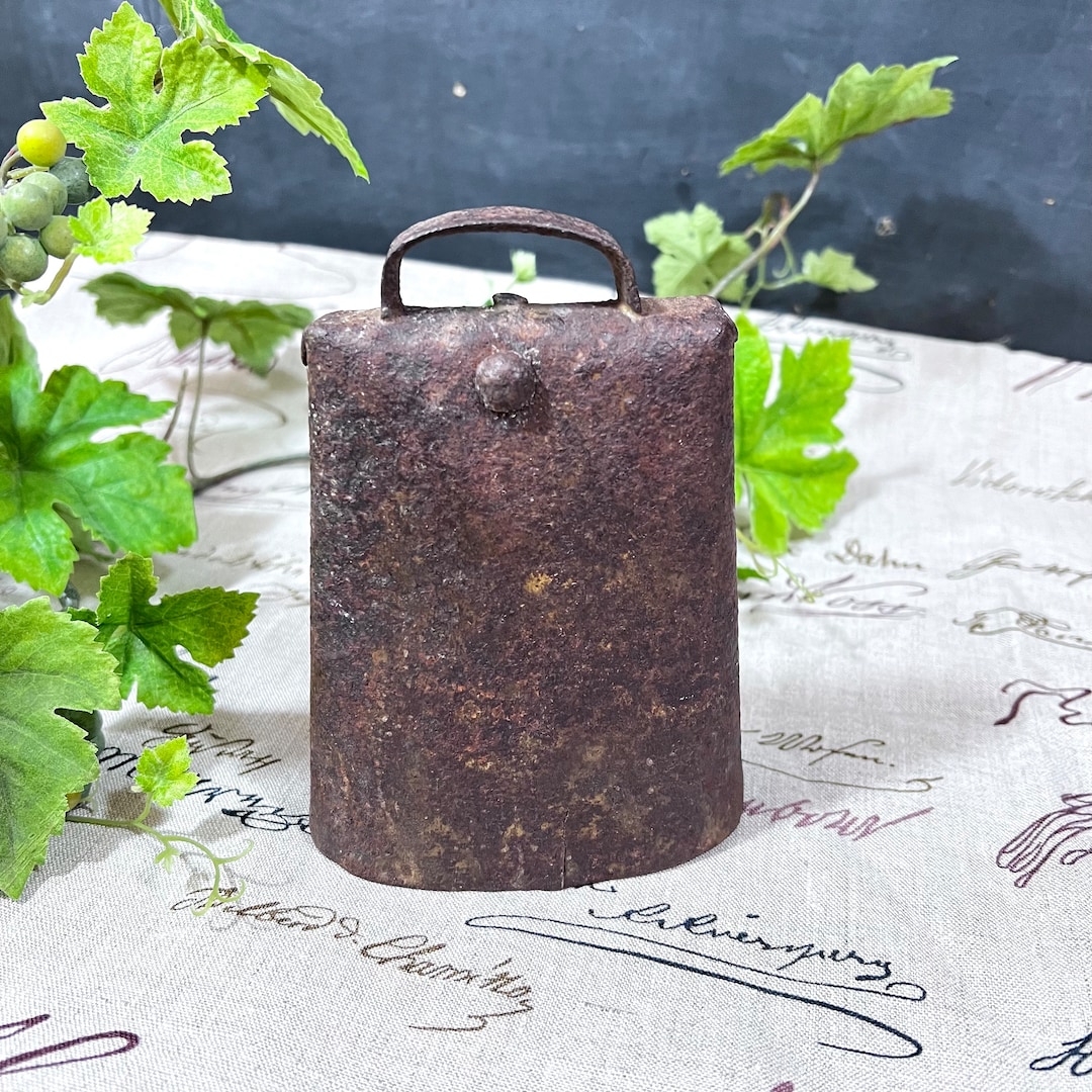 Ring a Ding Ding Metal Cow Bell Rustic Wrapped Riveted Side Seam Large ...