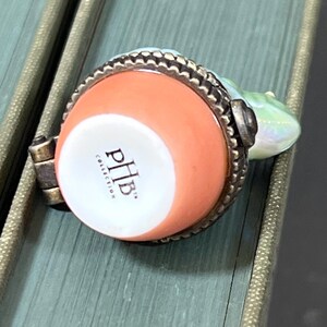 Kiss a Porcelain Frog Box - Tiny Collectible W/ Green Frog Topper ...