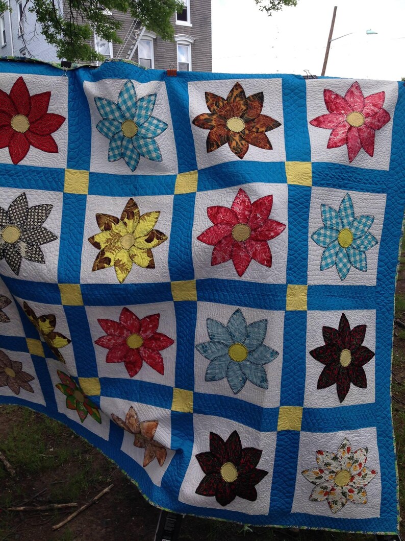 Vintage Floral Quilt - Etsy