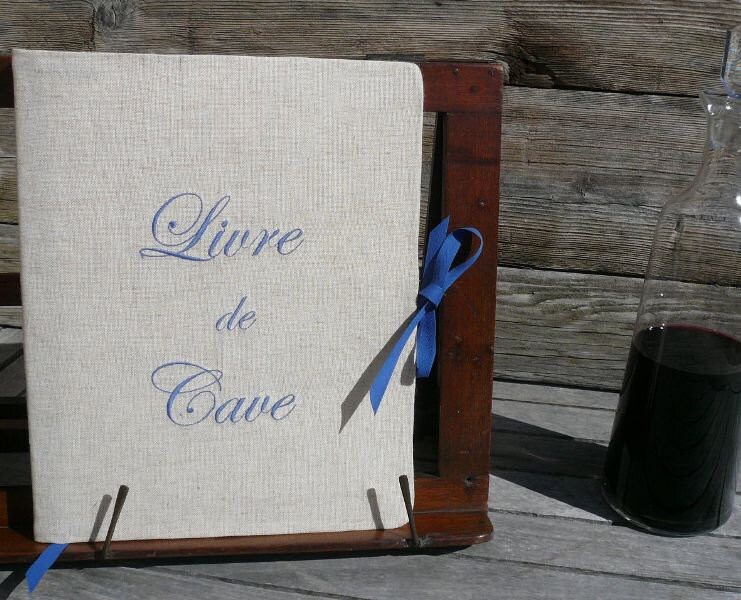 Binder in his customized linen cover with embroidery. Hand | Etsy