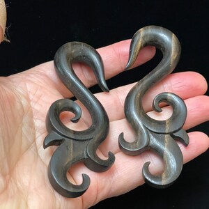 Hand Carved Wood Expanders, Size 00 Gauge Length 3 5/8 Family ...