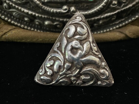 Adjustable, Triangle Embossed Tribal Silver Ring with… - Gem