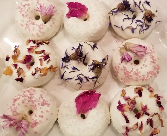 Mini Donuts with REAL edible Flower Decorations 12 | Etsy