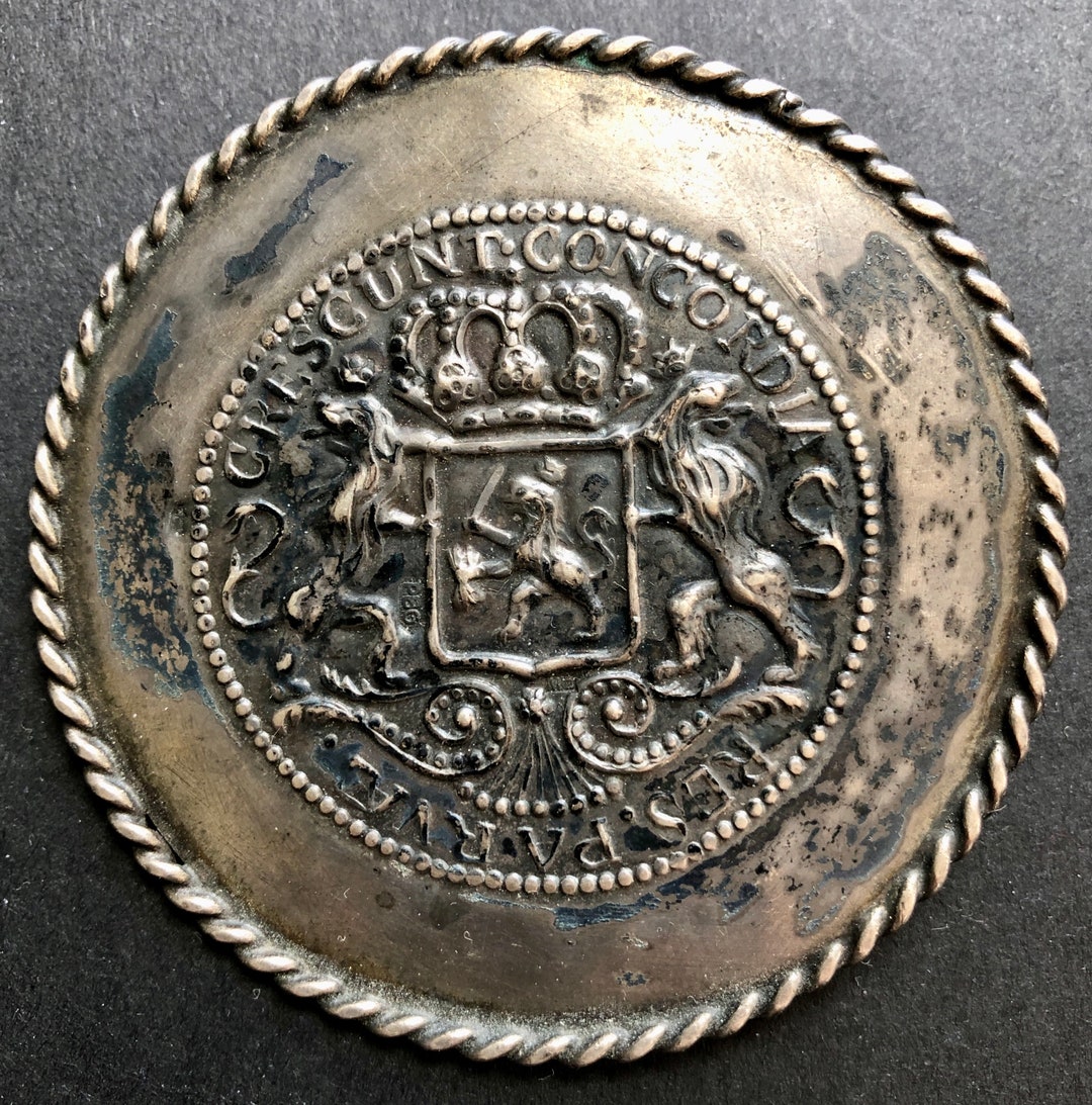 Antique Large Dutch Coin Brooch, Crescunt Concordia Res Parvae - Etsy