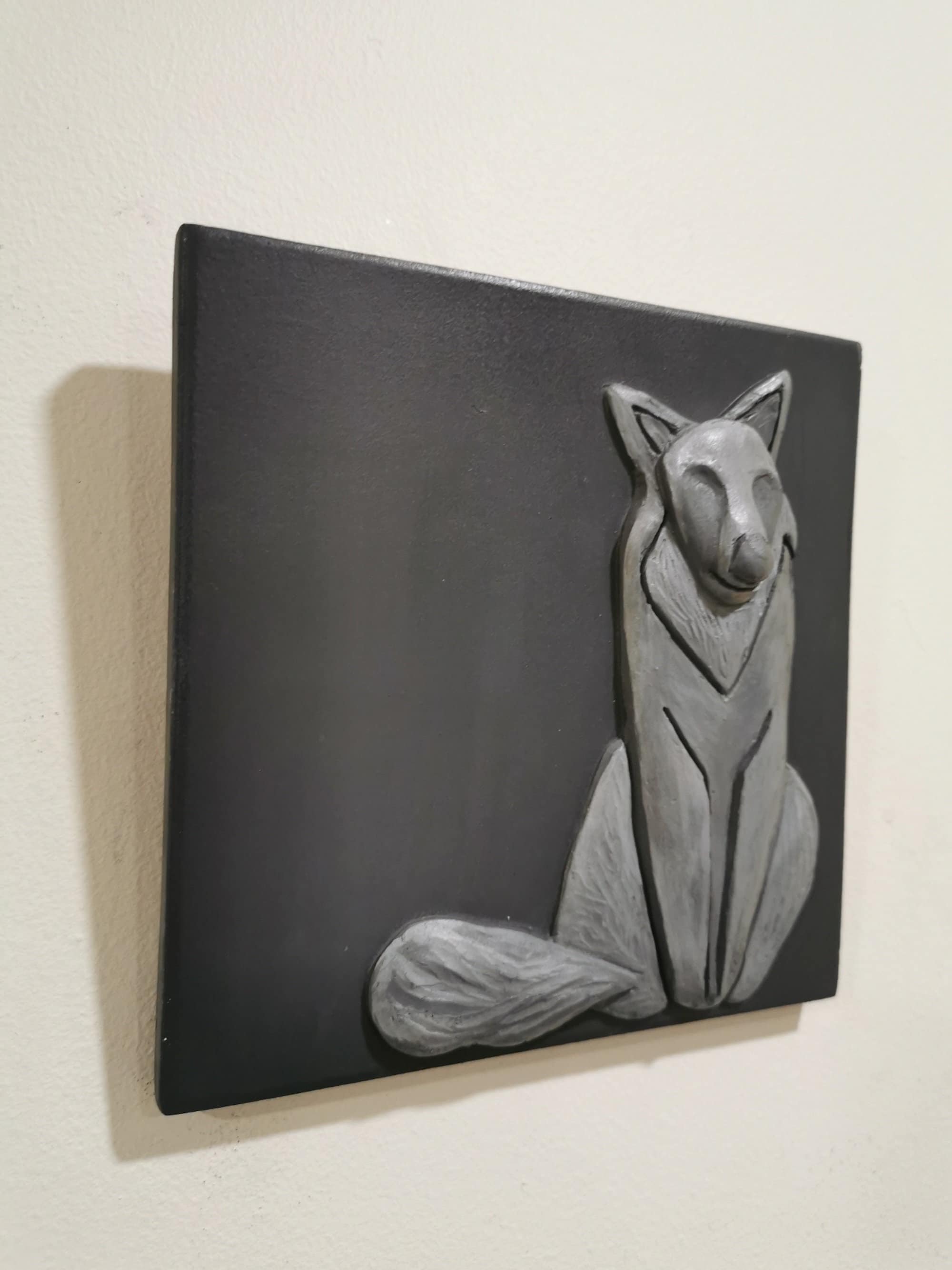 Sitting Fox/ Animal Decorative Tile/ Sculpted Fox Wall - Etsy UK