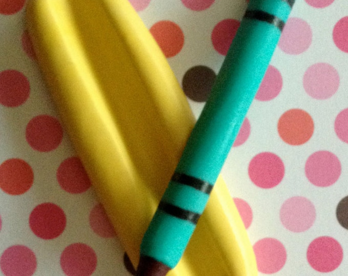 CRAYON Crayola Silicone MOLD - Chocolate Mold, Candy Mold, Crayon Molds ...