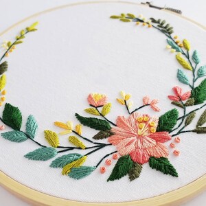 Floral Wreath 01 plain/blank Embroidery Pattern & Guide - Etsy
