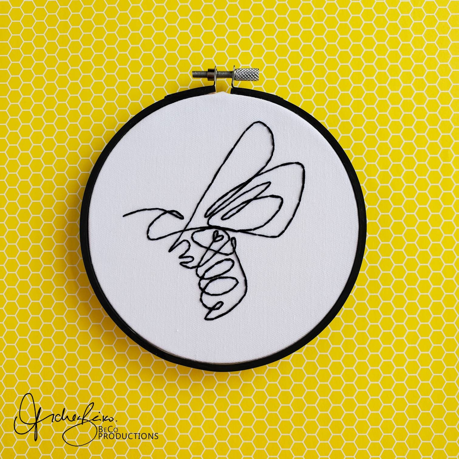 Bee Line Drawing Embroidery Patterns DIY Digital Download | Etsy