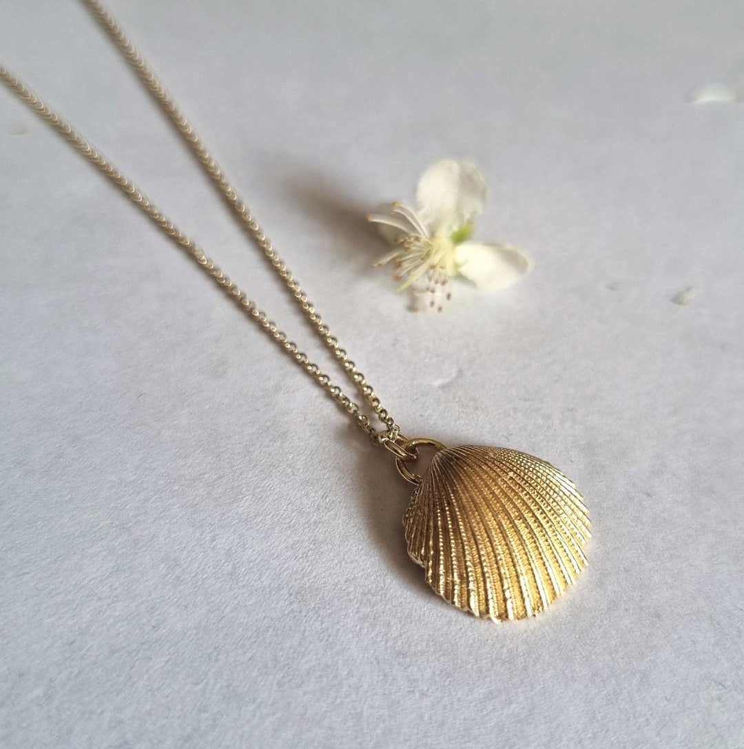 Seashell Gold Necklace, 14k Gold Necklace, Romantic Jewelry for Women ...