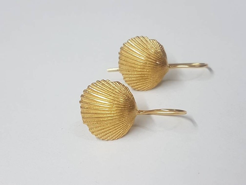 Seashell Earrings Dangle Gold Earrings 14k Gold Earrings - Etsy
