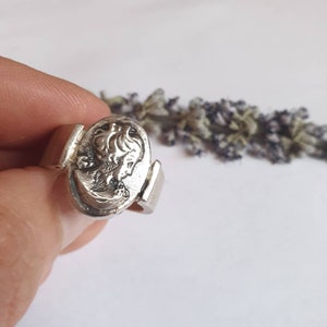 Cameo Ring for Women, Silver Cameo Ring, Pinky Ring - Etsy