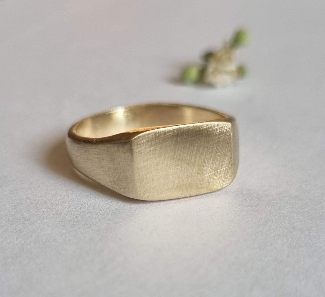 Pinky Ring Women, 14k Signet Ring, Minimalist Ring, Rectangle Signet Ring, Solid Gold Ring ...