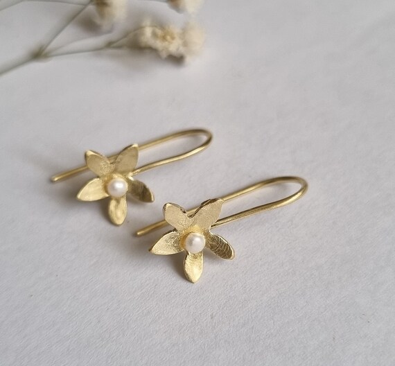 14k Gold Earrings Gold Flower Earrings With Pearls Small - Etsy