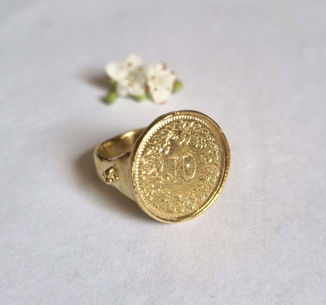 Solid Gold Coin Ring, Gold Signet Ring, Antique Style Ring, Romantic ...