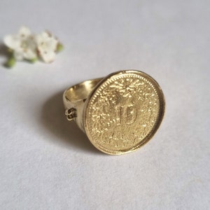 Solid Gold Coin Ring, Gold Signet Ring, Antique Style Ring, Romantic ...