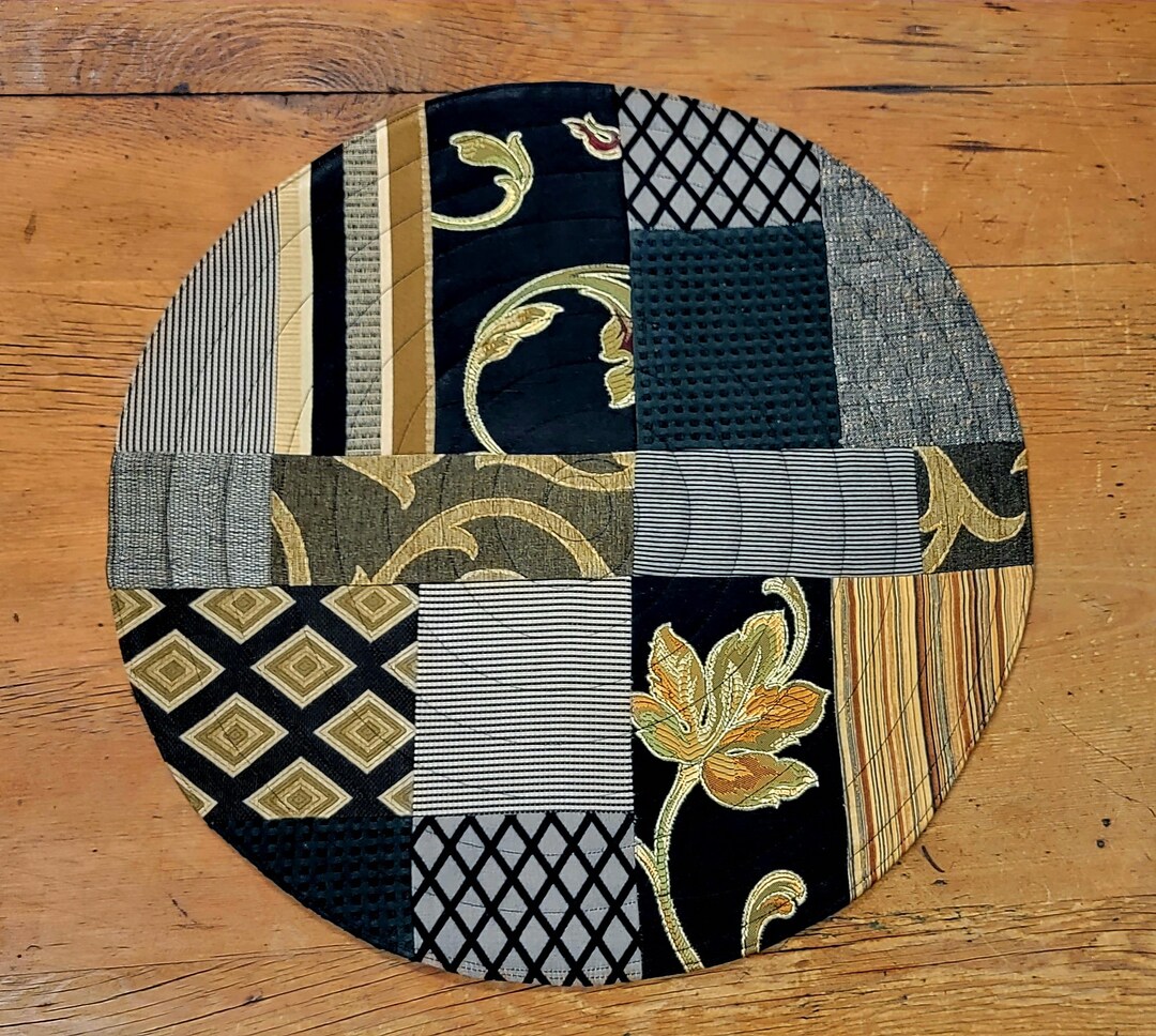 20 Round Quilted Table Topper/centerpiece Mat Multicolor Patchwork ...