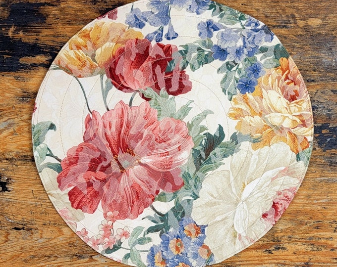 Round Quilted Centerpiece Mat Table Topper: Red Blue Gold Floral White ...