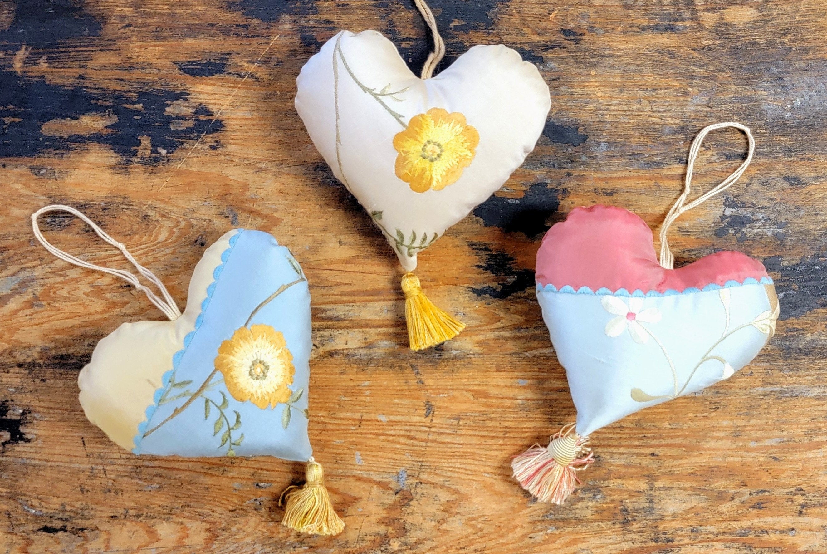Embroidered Silk Fabric Hanging Heart Ornament/handmade Key Tassel ...